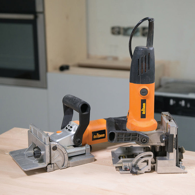 Triton Tools Dowelling Jointer 710W 32mm | TDJ600 | Double‑Hole Dowel Jig
